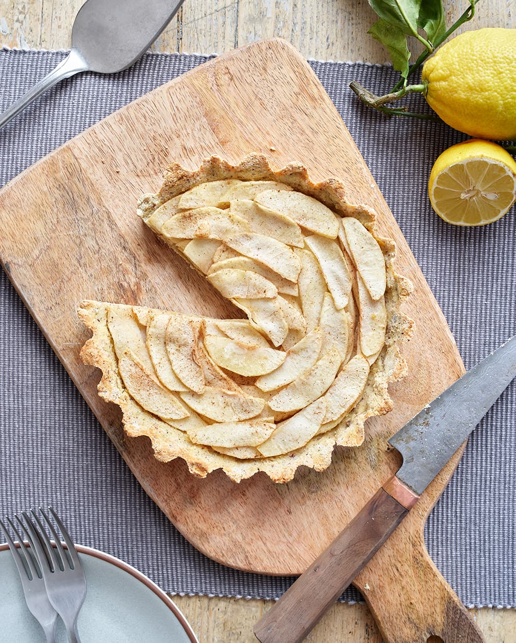 Apple tart | Second Nature Guides